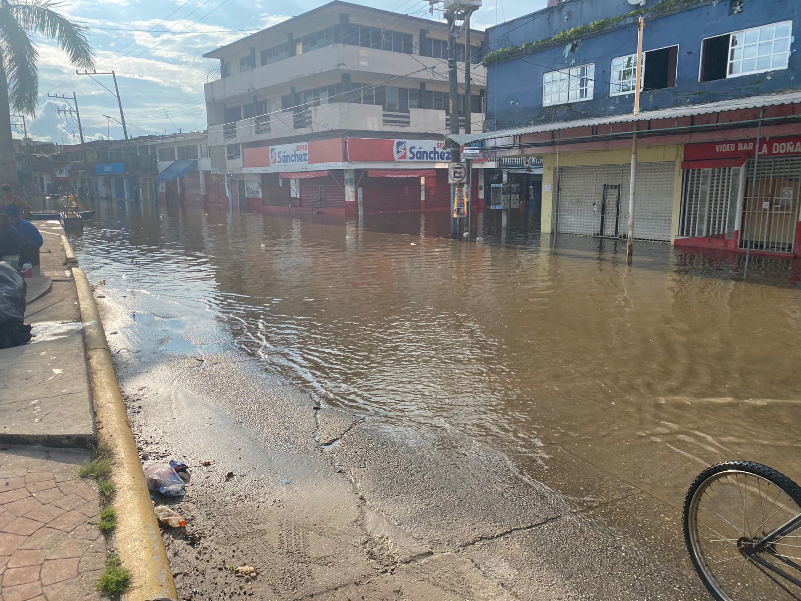 Golpe de Agua avanza por el Río Coatzacoalcos, afecta a Minatitlán ...
